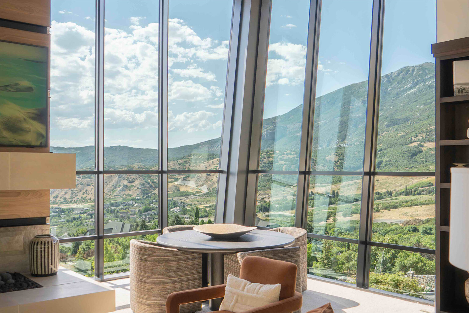 Evergreen Summit - LuxView